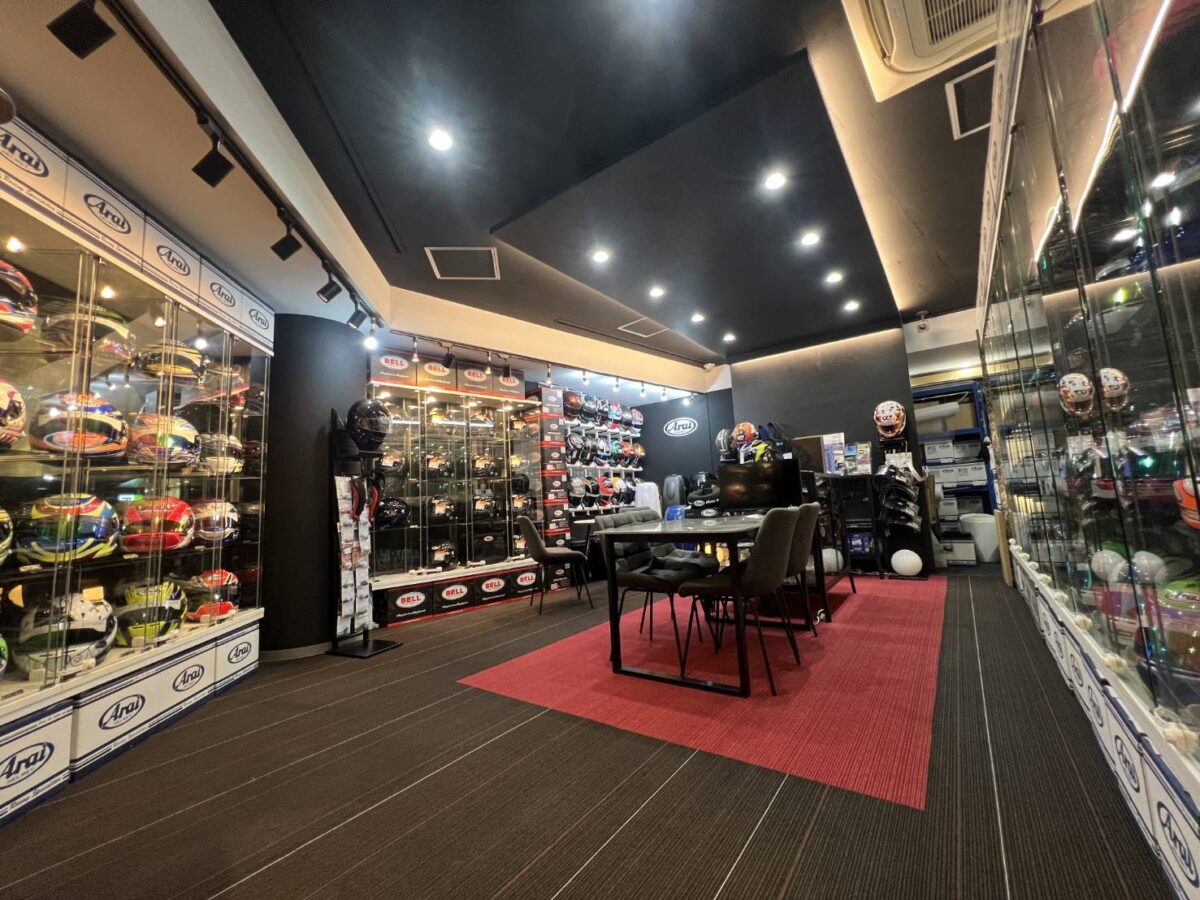 JAPAN HELMET SHOP FROM TOKYO ｜ Helmet Paint TOKYO - ヘルメットペイント東京